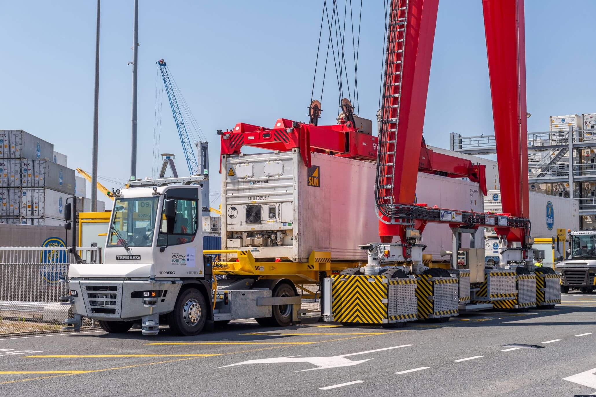 Lineage | Driverless from Yard to Quay