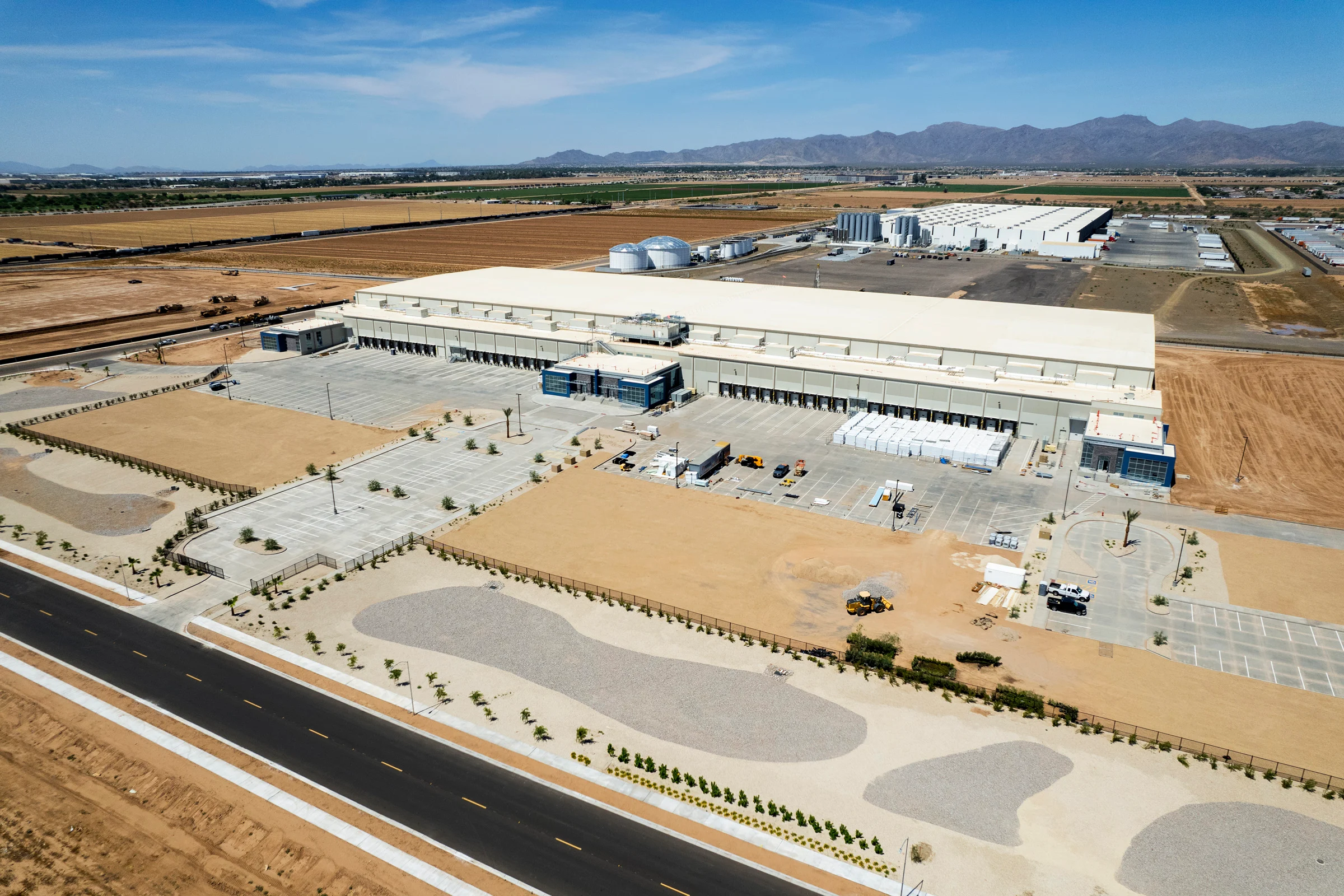 Lineage | Phoenix Cold Storage Warehouse