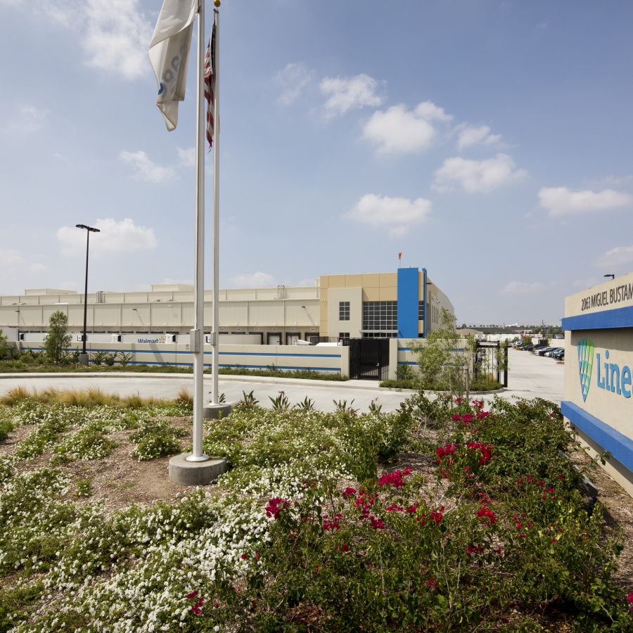 Lineage | Waddell Public Warehouse Facility